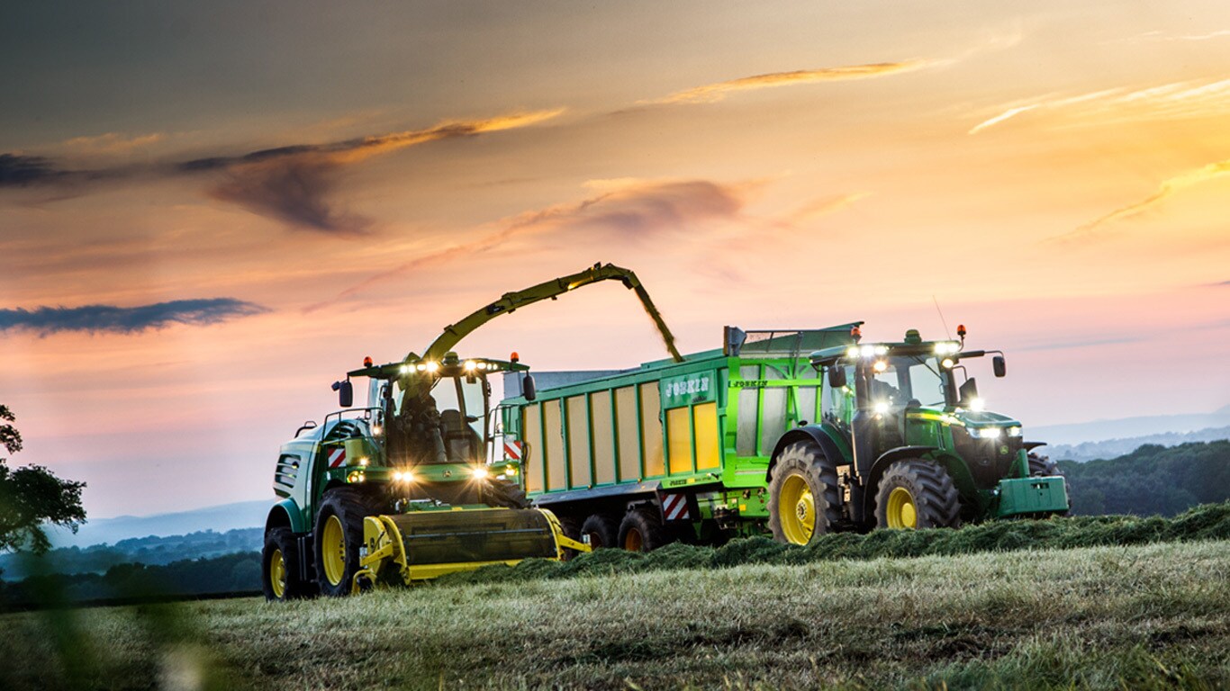 Samohodni silažni kombajni | John Deere RS